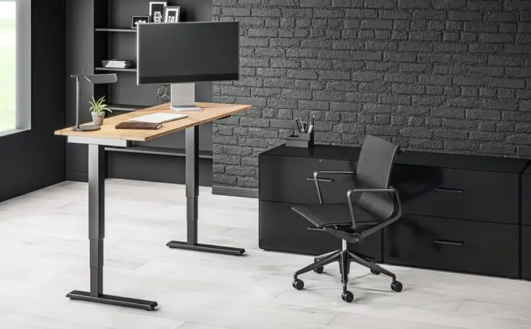 How to Use a Standing Desk Correctly?
